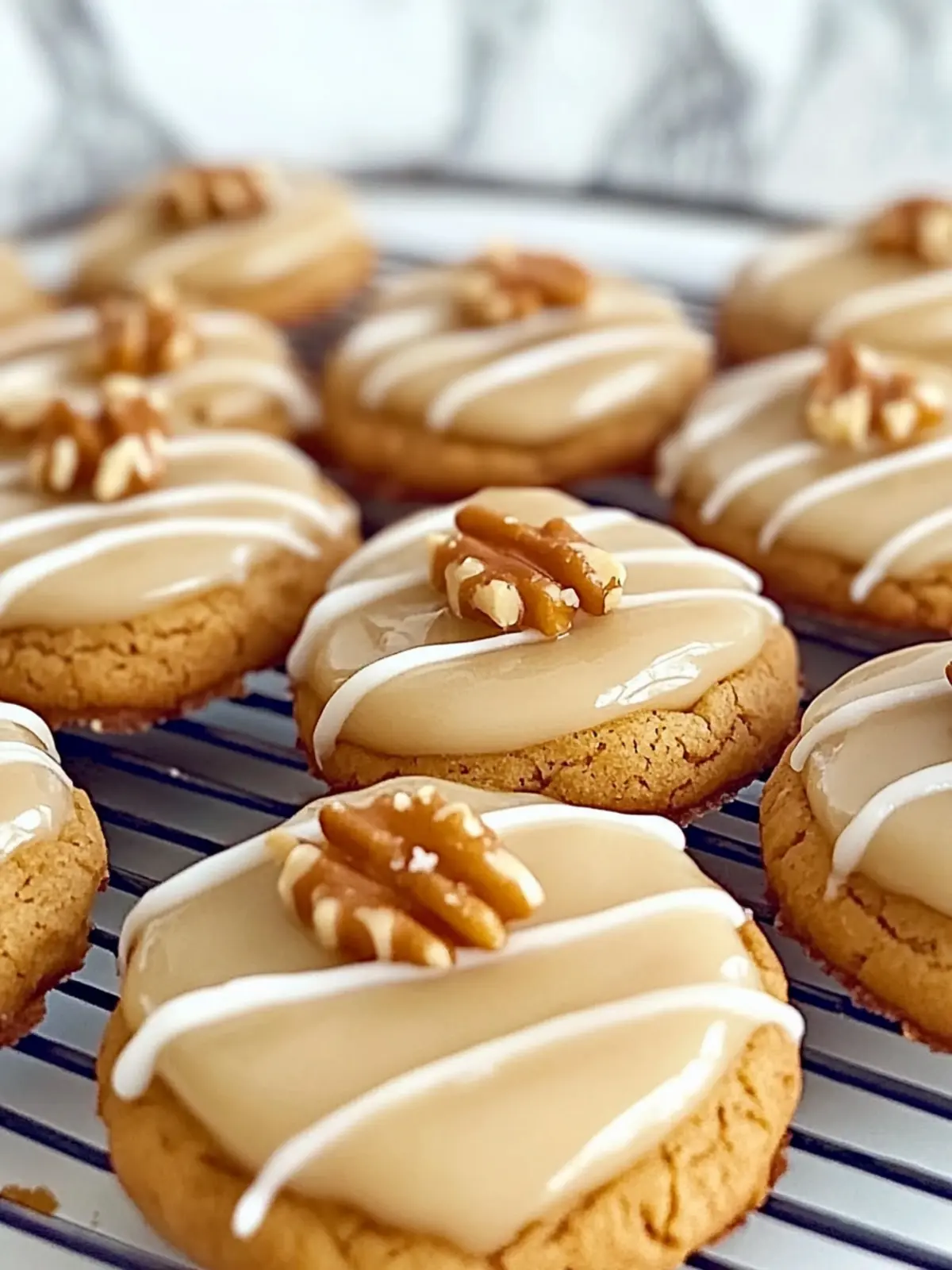 Delicious Maple Cookies with Maple Icing for Sweet Moments